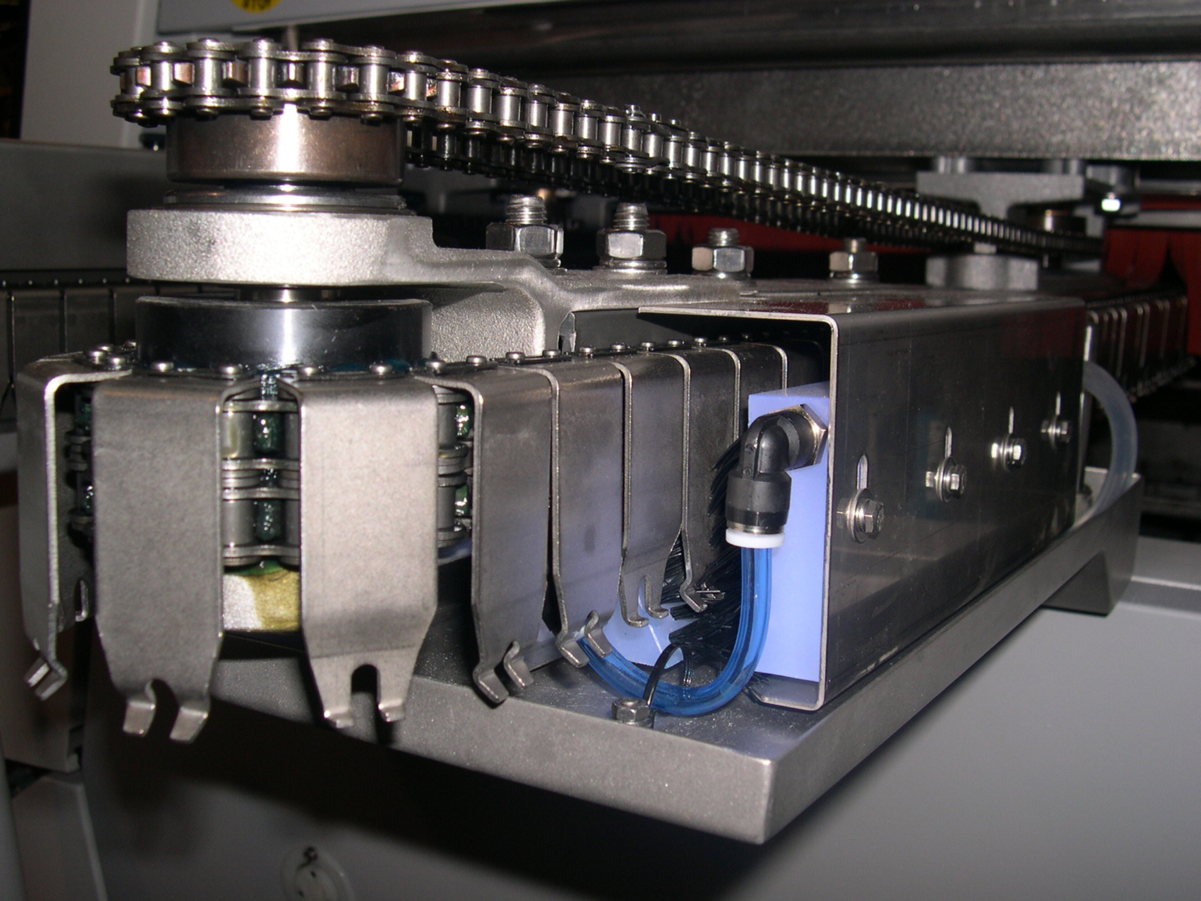 Optimized Tool Cleaning for Electronics Reliability - ZESTRON